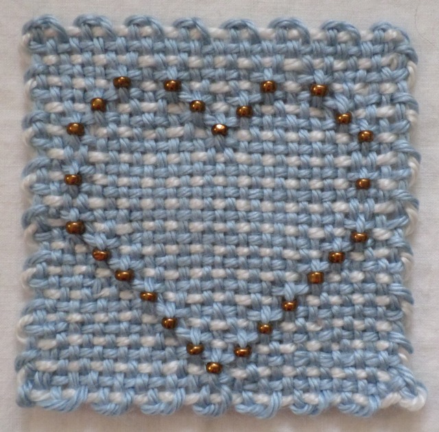 Single Outline Heart with or without beads — 4″ (31 x 31) pattern ...